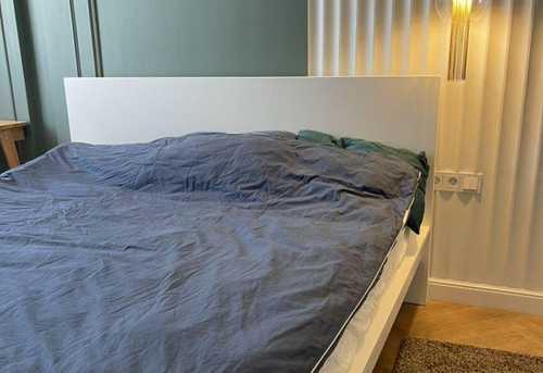 Кровать IKEA malm 180x200