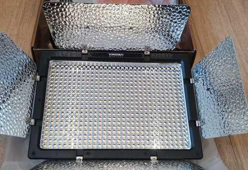 LED Осветитель YongNuo YN-600 L II