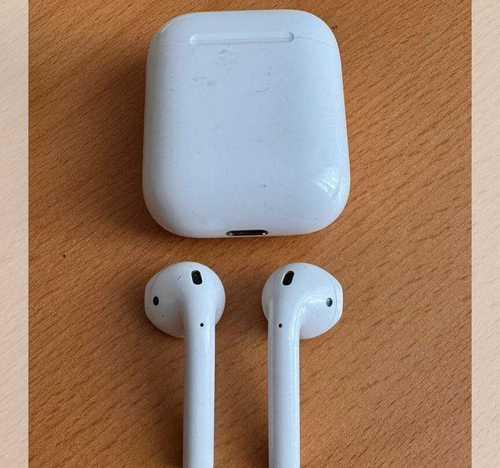 Airpods 1