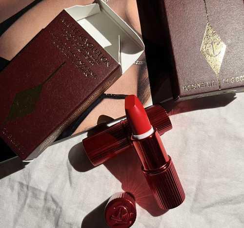 Помада Charlotte Tilbury