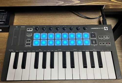 Midi-контроллер Novation Launchkey Mini Mk3