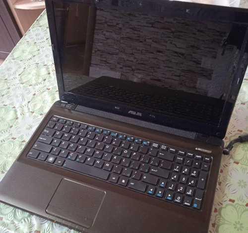 Ноутбук Asus K52J 19"