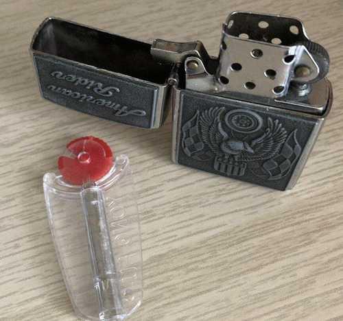 Зажигалка бензиновая Zippo