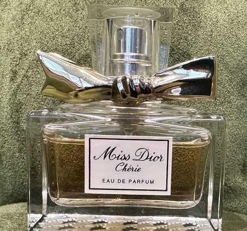 Miss dior cherie edp остаток от 30 мл оригинал