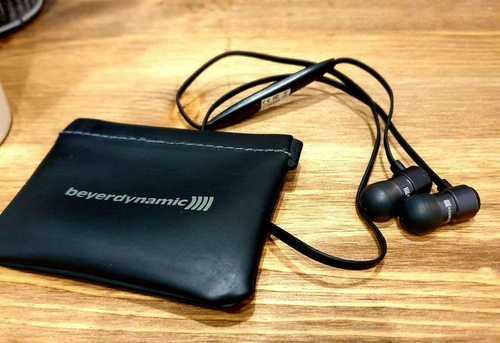 Беспроводные наушники Beyerdynamic Byron BT