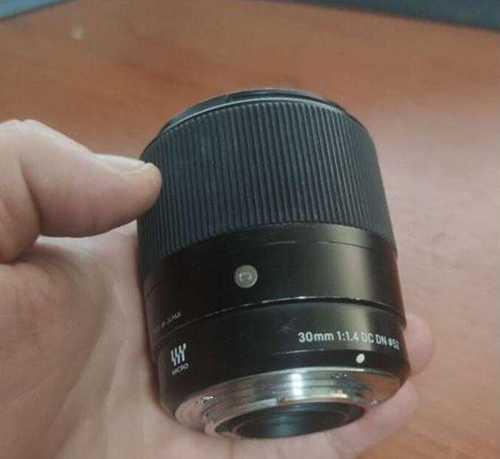 Sigma 30 mm f1.4 micro 4/3
