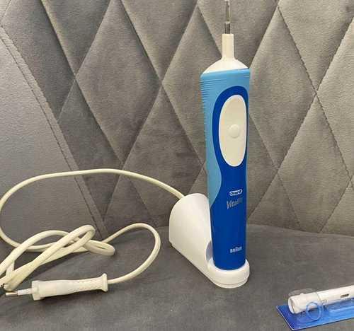 Электрическая зубная щетка oral b braun