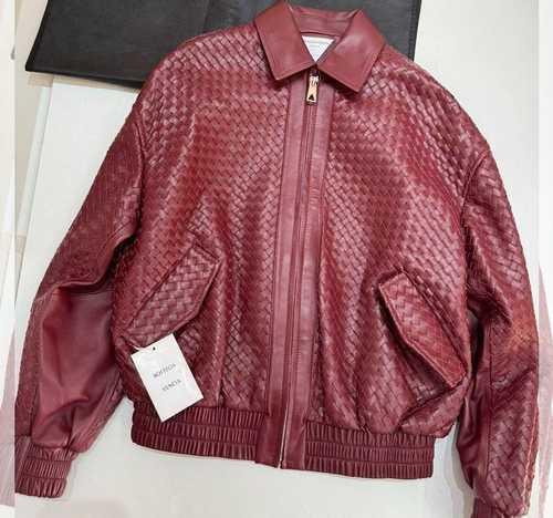 Женский бомбер Bottega Veneta