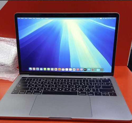 Ноутбук Apple MacBook Pro 13 2019