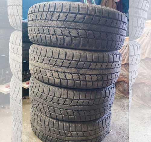 Toyo Observe GSi-5 225/55 R18 98T