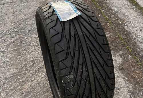 Triangle TR968 215/50 R17 95