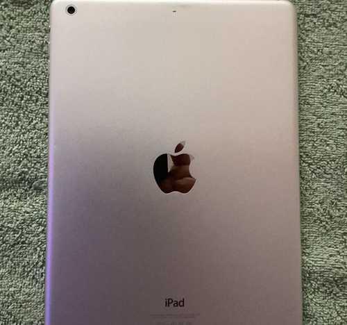 Продам iPad Air