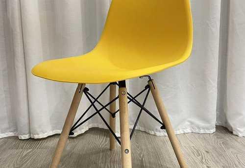 Стул eames желтый разные цвета