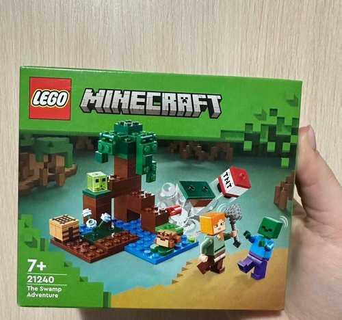 Lego Minecraft 21240