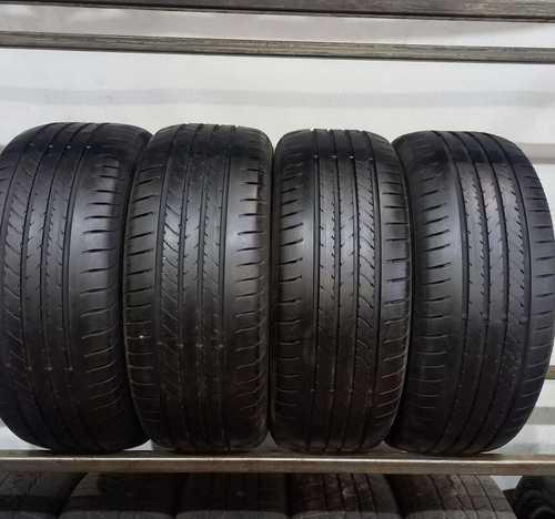 Goodyear EfficientGrip 235/45 R19