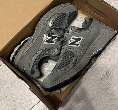 Кроссовки мужские new balance 2002r