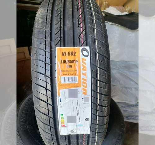 Ovation EcoVision VI-682 215/65 R15 96H