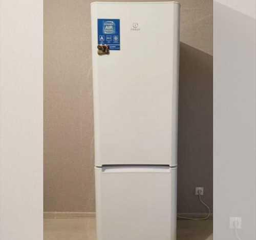 Indesit NoFrost / 185см / в идеале