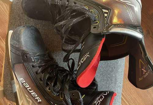 Хоккейные коньки bauer vapor hyperlite 11 fit2