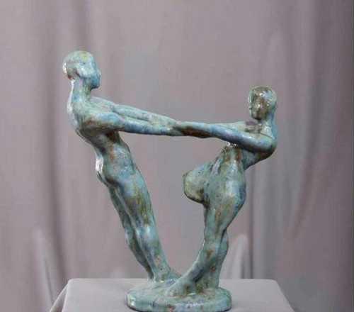Скульптура "Двое"