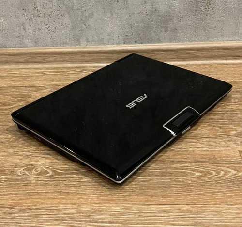 Asus M51