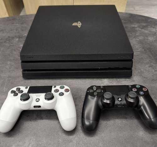 Sony playstation 4 pro 1tb 2 геймпада