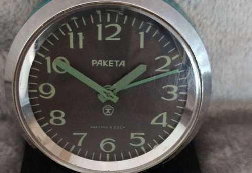 Часы- будильник СССР