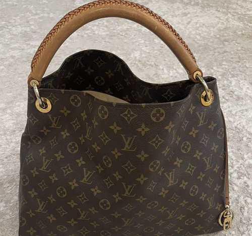 Сумка Louis Vuitton artsy gm