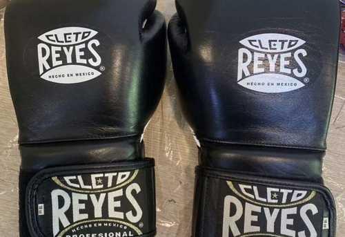 Боксерские перчатки Cleto Reyes 18 Oz