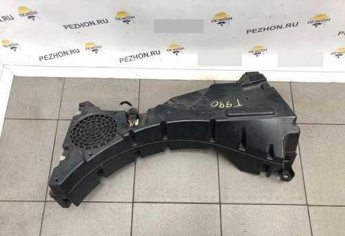 Сабвуфер Land Rover Freelander внедорожник 2.2