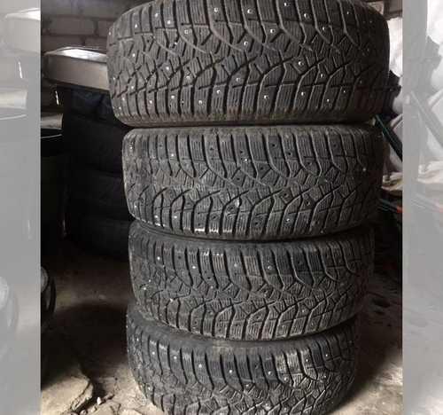 Bridgestone Blizzak Spike-02 215/55 R16 92