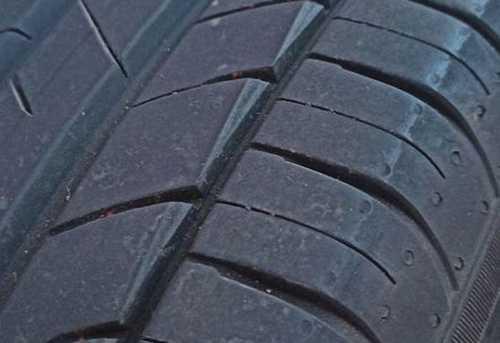 Kumho Ecsta HS52 195/65 R15 91