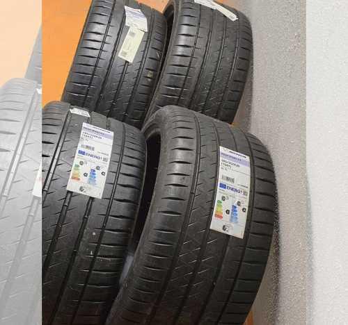 Michelin Pilot Sport 4 S 275/35 R20 и 285/35 R20 104Y