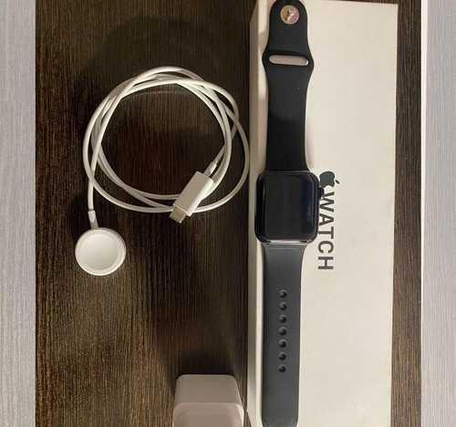 Apple Watch SE 2 40mm