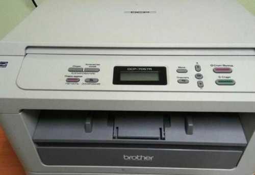 Принтер-сканер Мфу Brother DCP-7057R