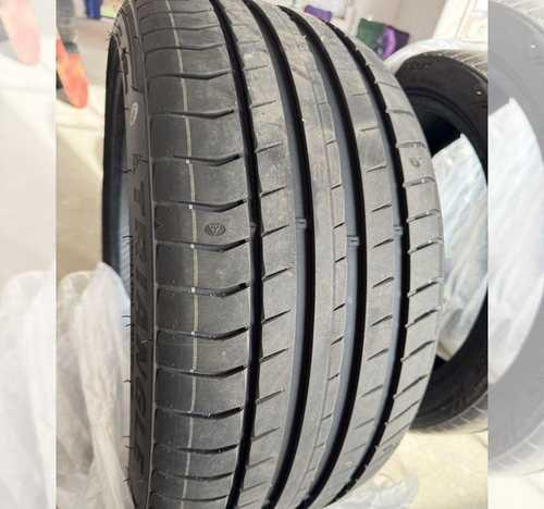 Triangle EffeXSport TH202 265/40 R20 и 275/35 R20 104