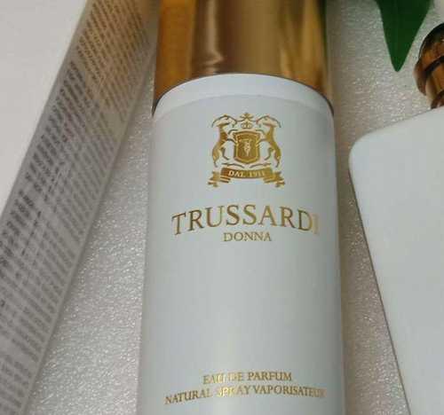 Женский парфюм Trussardi Donna 2 в 1