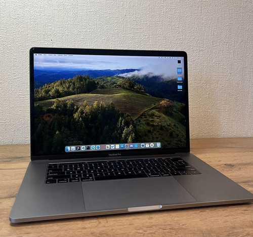 MacBook Pro 16 2019 i9/16gb/r560x/500gb