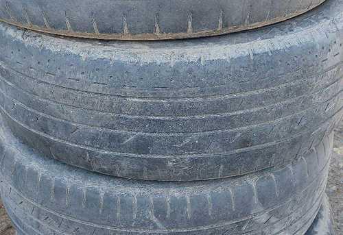 Bridgestone Playz PX-RV 215/55 R17