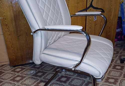 Кресло офисное Меб-фф MF-720BS бежевое