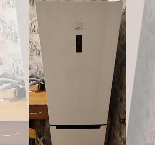 Холодильник indesit DF 5180 W No Frost