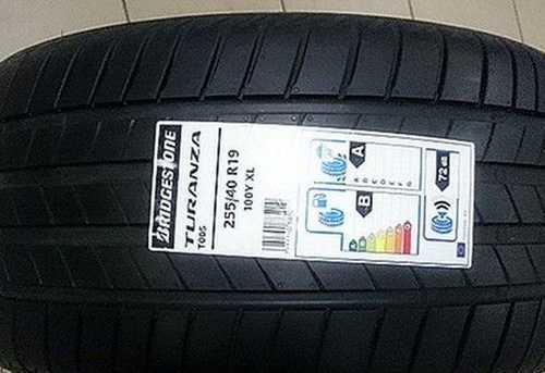 Bridgestone Turanza T005 245/65 R17 111H