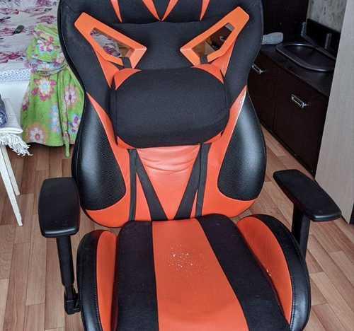 Игровое кресло Zet Gaming