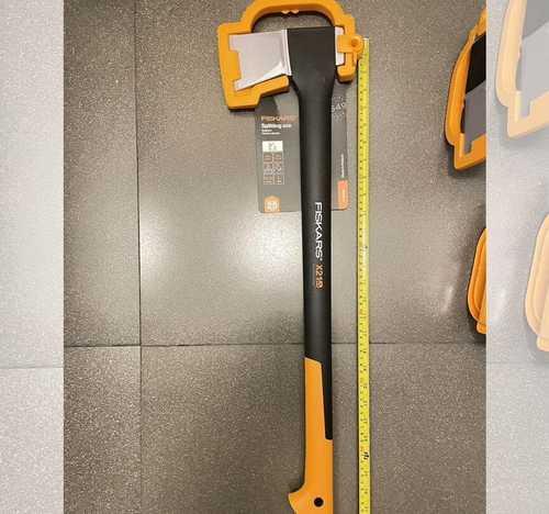 Топор Fiskars x21