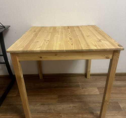 Стол деревянный IKEA