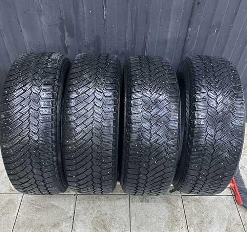 Gislaved Nord Frost 200 SUV 235/65 R17