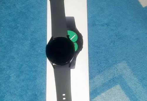 Samsung Умные часы Galaxy Watch 4, 40mm, черный