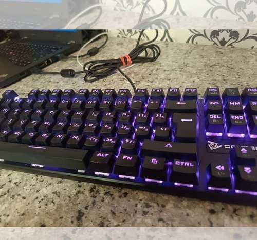 Игровая механическая клавиатура Qcyber rgb