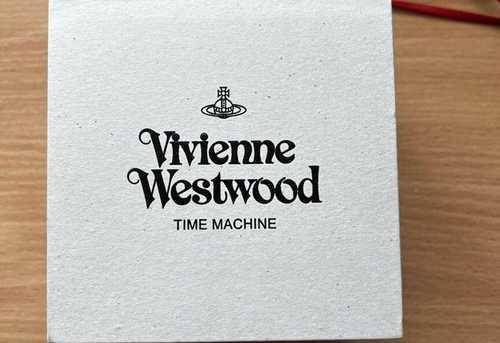 Коробка от часов vivienne westwood