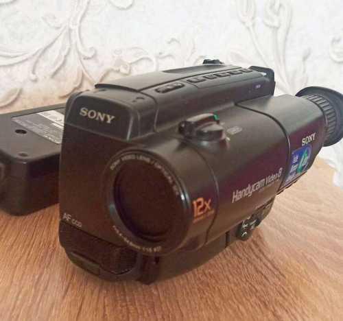 Видео камера sony handycam